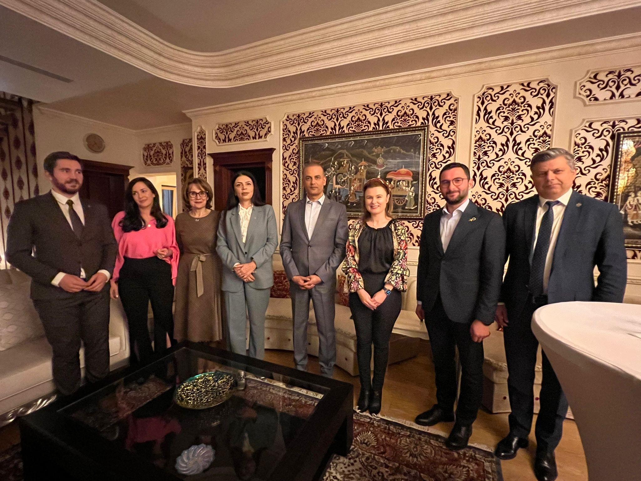 Vizita tinerilor politicieni români în India | Roxana Zidaru